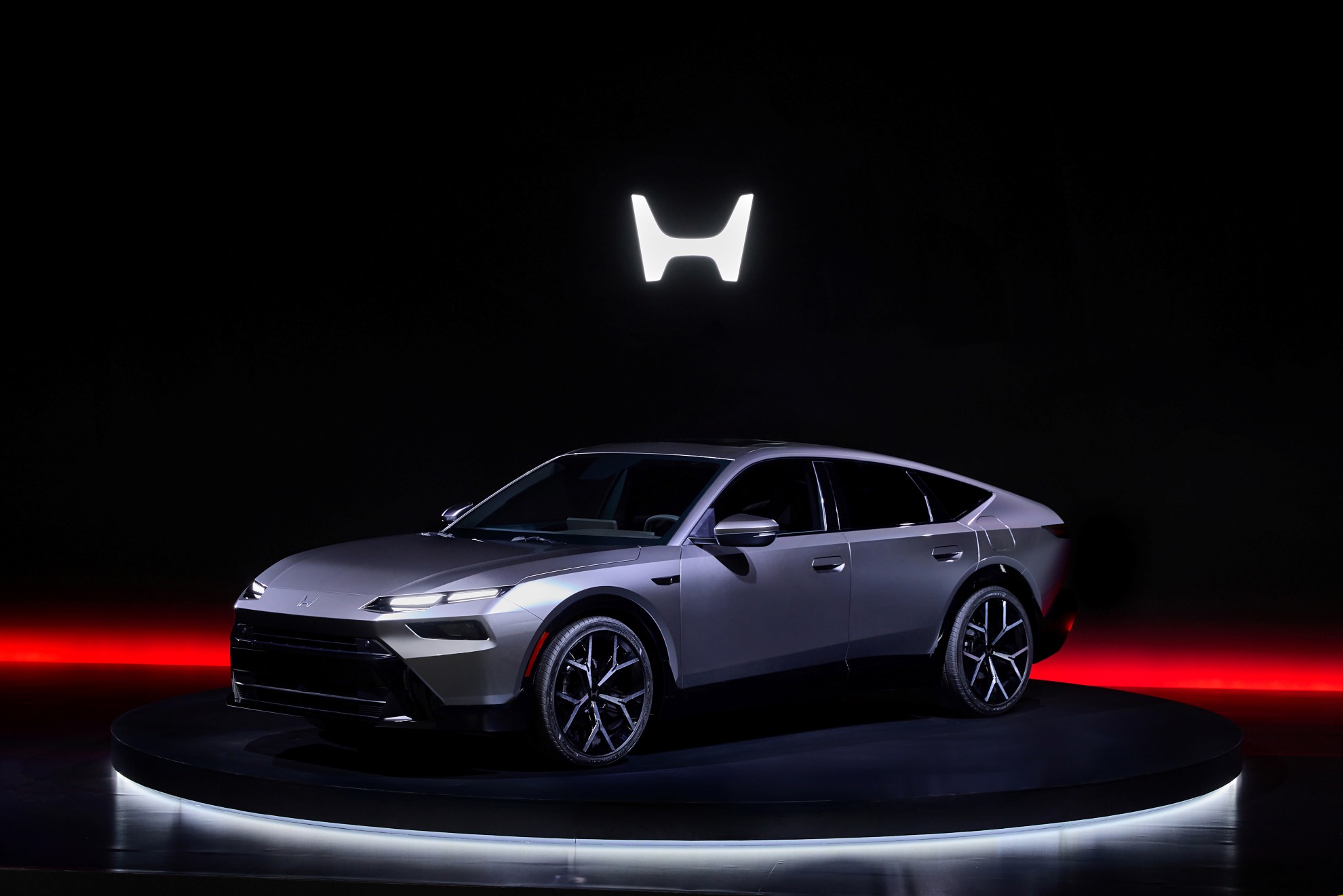 Honda Hybrid Sedan Prototype y la estrategia híbrida a 2030
